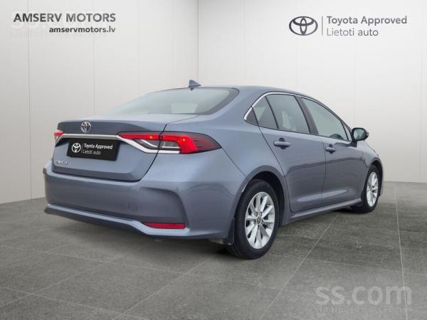 Grey Toyota Corolla 2023 in Riga, with an engine capacity of 1.50 L and mileage of 71 thousand km for 17500 €, photo 3 on AUTOMOTO.COM.LV
