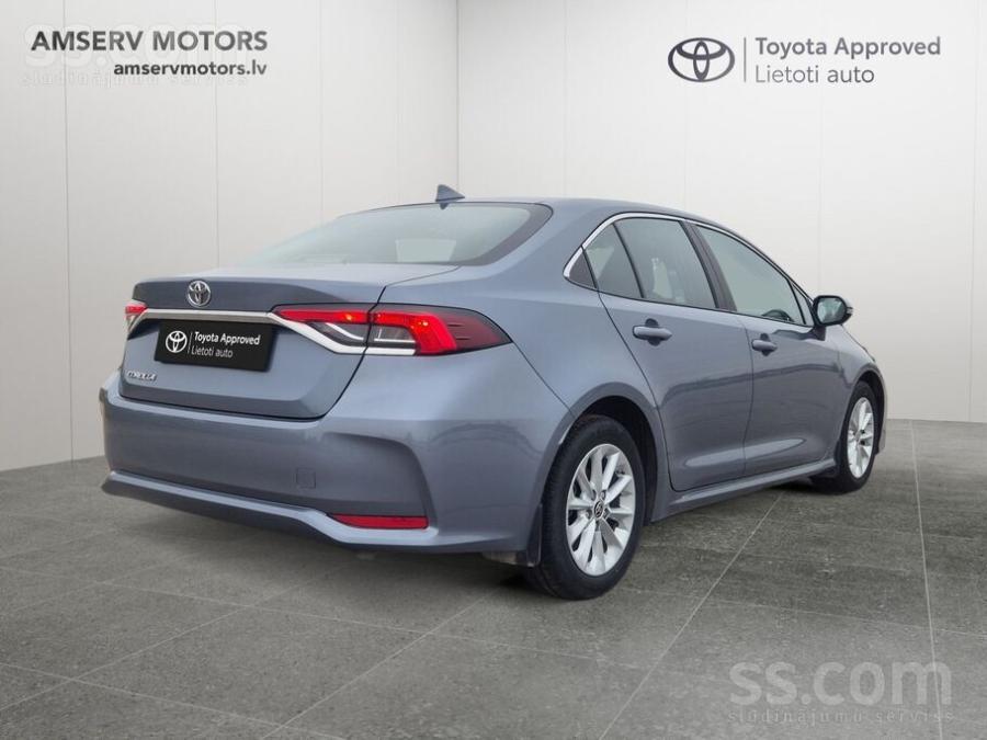 Pelēks Toyota Corolla 2023 Rīga, ar dzinēja tilpumu 1.50 L un nobraukumu 71 tūkst. km par 17500 €, foto 3 vietnē AUTOMOTO.COM.LV