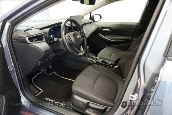Grey Toyota Corolla 2024 in Tartu, with an engine capacity of 1.80 L and mileage of 48 thousand km for 24490 €, photo 11 on AUTOMOTO.COM.LV