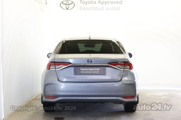 Pelēks Toyota Corolla 2024 Tallina, ar dzinēja tilpumu 1.80 L un nobraukumu 28 tūkst. km par 24990 €, foto 4 vietnē AUTOMOTO.COM.LV