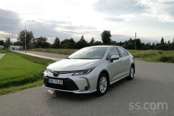 Pelēks Toyota Corolla 2024 Gulbene, ar dzinēja tilpumu 1.80 L un nobraukumu 27 tūkst. km par 22990 €, foto 2 vietnē AUTOMOTO.COM.LV