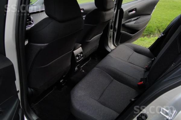 Pelēks Toyota Corolla 2024 Gulbene, ar dzinēja tilpumu 1.80 L un nobraukumu 27 tūkst. km par 22990 €, foto 6 vietnē AUTOMOTO.COM.LV