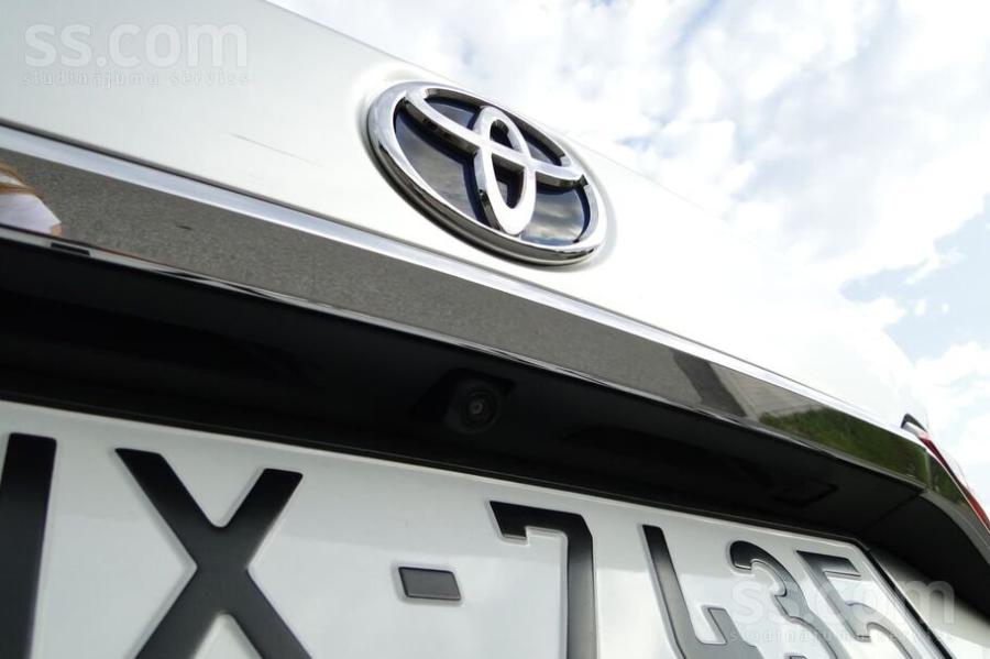 Pelēks Toyota Corolla 2024 Gulbene, ar dzinēja tilpumu 1.80 L un nobraukumu 27 tūkst. km par 22990 €, foto 8 vietnē AUTOMOTO.COM.LV