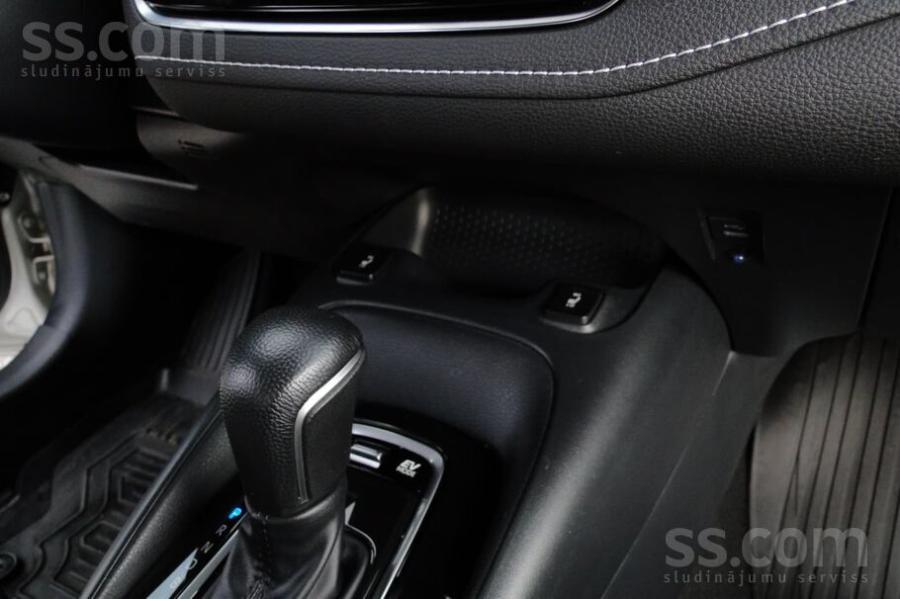 Pelēks Toyota Corolla 2024 Gulbene, ar dzinēja tilpumu 1.80 L un nobraukumu 27 tūkst. km par 22990 €, foto 10 vietnē AUTOMOTO.COM.LV