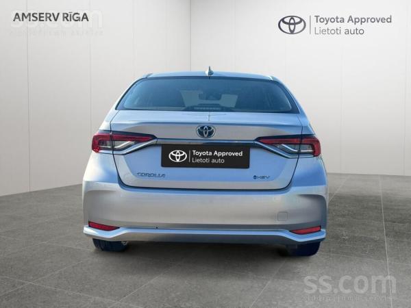 Pelēks Toyota Corolla 2024 Rīga, ar dzinēja tilpumu 1.80 L un nobraukumu 37 tūkst. km par 23900 €, foto 4 vietnē AUTOMOTO.COM.LV