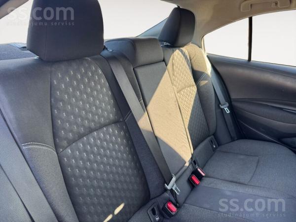 Pelēks Toyota Corolla 2024 Rīga, ar dzinēja tilpumu 1.80 L un nobraukumu 37 tūkst. km par 23900 €, foto 7 vietnē AUTOMOTO.COM.LV