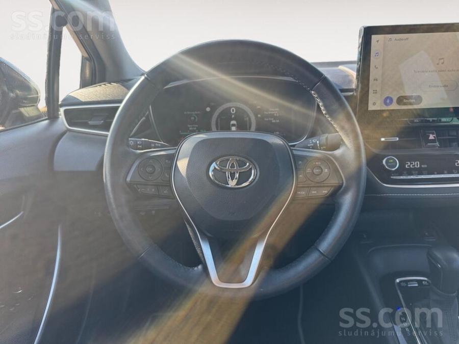 Grey Toyota Corolla 2024 in Riga, with an engine capacity of 1.80 L and mileage of 37 thousand km for 23900 €, photo 10 on AUTOMOTO.COM.LV