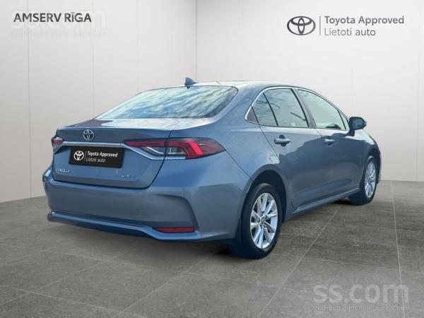 Grey Toyota Corolla 2024 in Riga, with an engine capacity of 1.80 L and mileage of 47 thousand km for 23900 €, photo 3 on AUTOMOTO.COM.LV