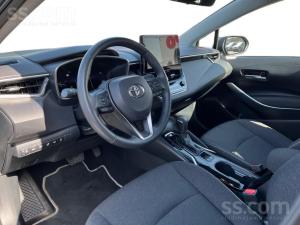 Grey Toyota Corolla 2025 in Riga, with an engine capacity of 1.80 L and mileage of 14 thousand km for 25990 €, photo 12 on AUTOMOTO.COM.LV