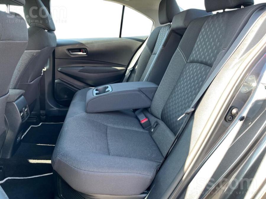 Grey Toyota Corolla 2025 in Riga, with an engine capacity of 1.80 L and mileage of 14 thousand km for 25990 €, photo 21 on AUTOMOTO.COM.LV
