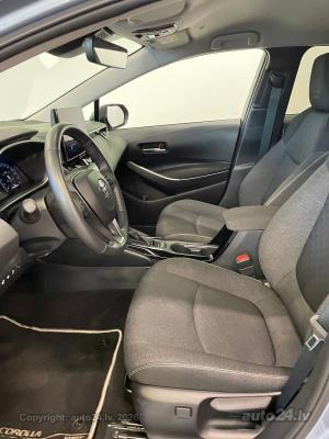Grey Toyota Corolla 2025 in Tallinn, with an engine capacity of 1.80 L and mileage of 33 thousand km for 27890 €, photo 7 on AUTOMOTO.COM.LV