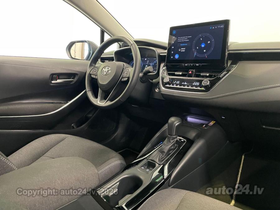 Grey Toyota Corolla 2025 in Tallinn, with an engine capacity of 1.80 L and mileage of 33 thousand km for 27890 €, photo 13 on AUTOMOTO.COM.LV