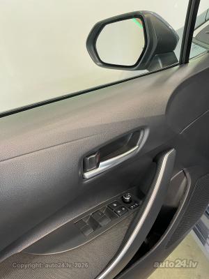 Grey Toyota Corolla 2025 in Tallinn, with an engine capacity of 1.80 L and mileage of 33 thousand km for 27890 €, photo 20 on AUTOMOTO.COM.LV