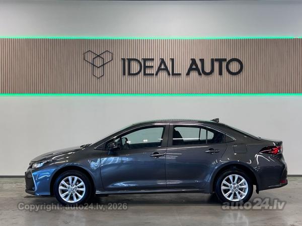 Pelēks Toyota Corolla 2025 Tallina, ar dzinēja tilpumu 1.80 L un nobraukumu 32 tūkst. km par 25990 €, foto 3 vietnē AUTOMOTO.COM.LV
