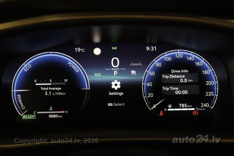 Pelēks Toyota Corolla 2025 Tallina, ar dzinēja tilpumu 1.80 L un nobraukumu 9 tūkst. km par 27500 €, foto 14 vietnē AUTOMOTO.COM.LV