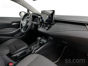 Pelēks Toyota Corolla 2025 Rīga, ar dzinēja tilpumu 1.80 L un nobraukumu 10 tūkst. km par 23990 €, foto 7 vietnē AUTOMOTO.COM.LV