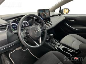 Pelēks Toyota Corolla 2025 Rīga, ar dzinēja tilpumu 1.80 L un nobraukumu 10 tūkst. km par 23990 €, foto 12 vietnē AUTOMOTO.COM.LV