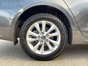 Pelēks Toyota Corolla 2025 Rīga, ar dzinēja tilpumu 1.80 L un nobraukumu 22 tūkst. km par 23990 €, foto 16 vietnē AUTOMOTO.COM.LV