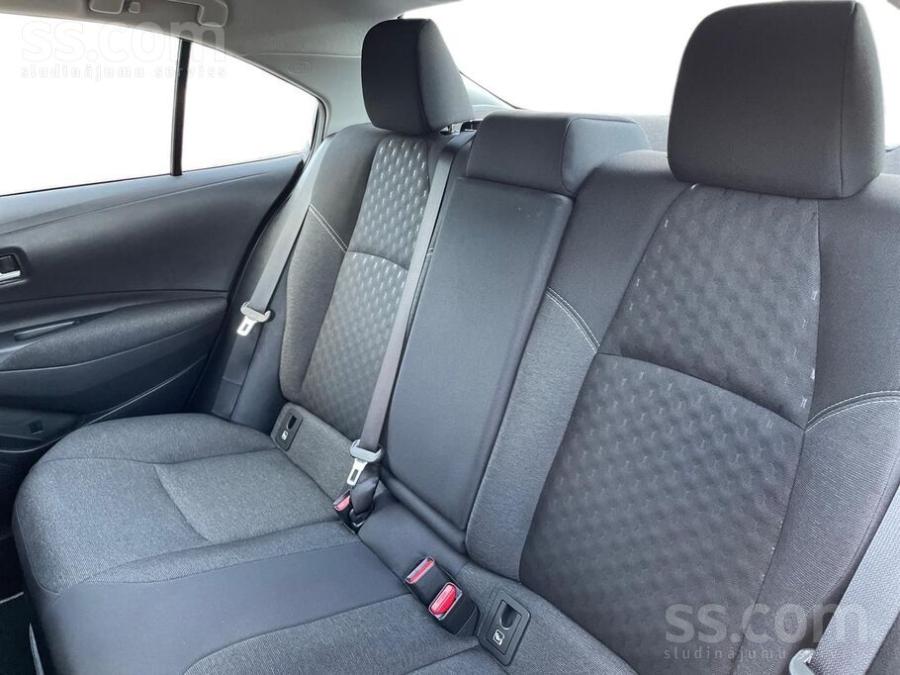 Pelēks Toyota Corolla 2025 Rīga, ar dzinēja tilpumu 1.80 L un nobraukumu 22 tūkst. km par 23990 €, foto 20 vietnē AUTOMOTO.COM.LV