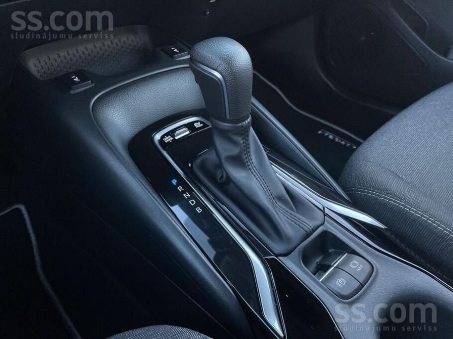 Pelēks Toyota Corolla 2025 Rīga, ar dzinēja tilpumu 1.80 L un nobraukumu 22 tūkst. km par 23990 €, foto 21 vietnē AUTOMOTO.COM.LV