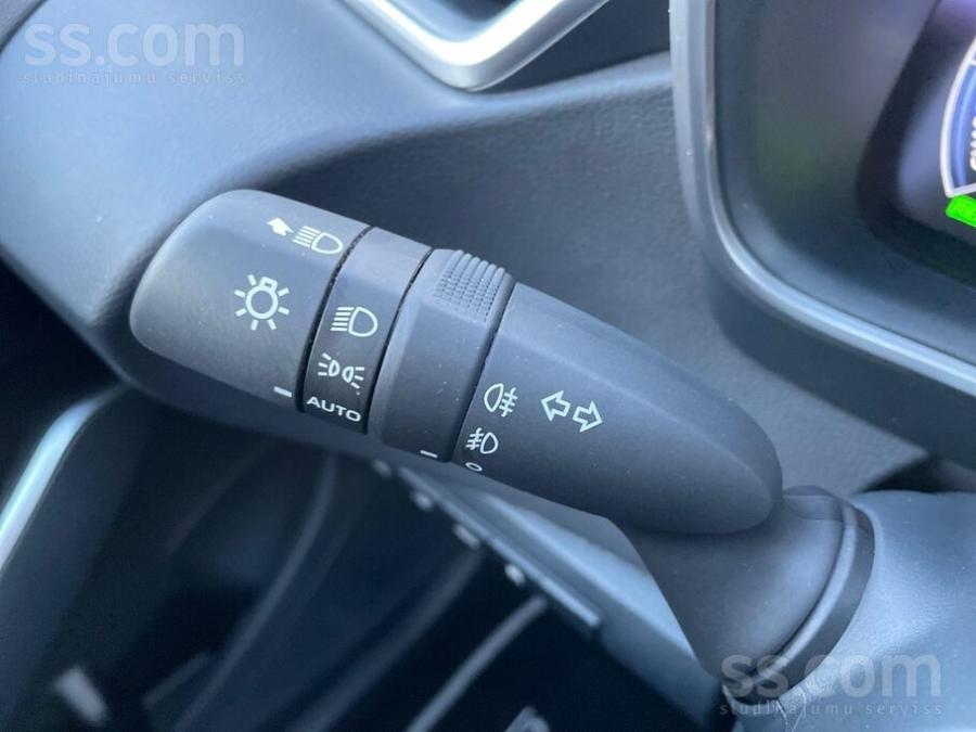 Grey Toyota Corolla 2025 in Riga, with an engine capacity of 1.80 L and mileage of 26 thousand km for 23990 €, photo 24 on AUTOMOTO.COM.LV