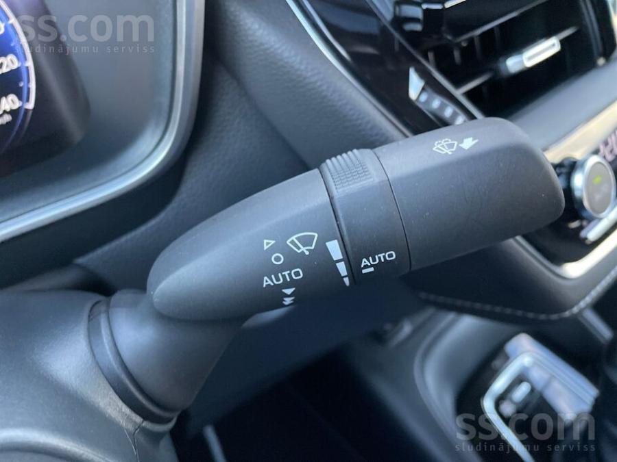 Grey Toyota Corolla 2025 in Riga, with an engine capacity of 1.80 L and mileage of 26 thousand km for 23990 €, photo 25 on AUTOMOTO.COM.LV