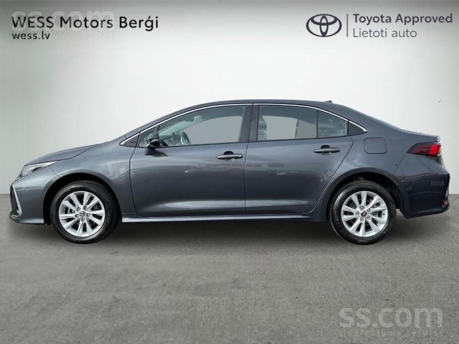 Pelēks Toyota Corolla 2025 Rīga, ar dzinēja tilpumu 1.80 L un nobraukumu 6 tūkst. km par 23990 €, foto 4 vietnē AUTOMOTO.COM.LV