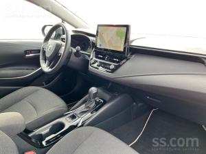 Pelēks Toyota Corolla 2025 Rīga, ar dzinēja tilpumu 1.80 L un nobraukumu 6 tūkst. km par 23990 €, foto 7 vietnē AUTOMOTO.COM.LV