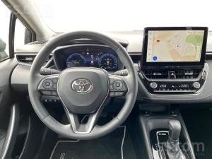 Pelēks Toyota Corolla 2025 Rīga, ar dzinēja tilpumu 1.80 L un nobraukumu 6 tūkst. km par 23990 €, foto 10 vietnē AUTOMOTO.COM.LV