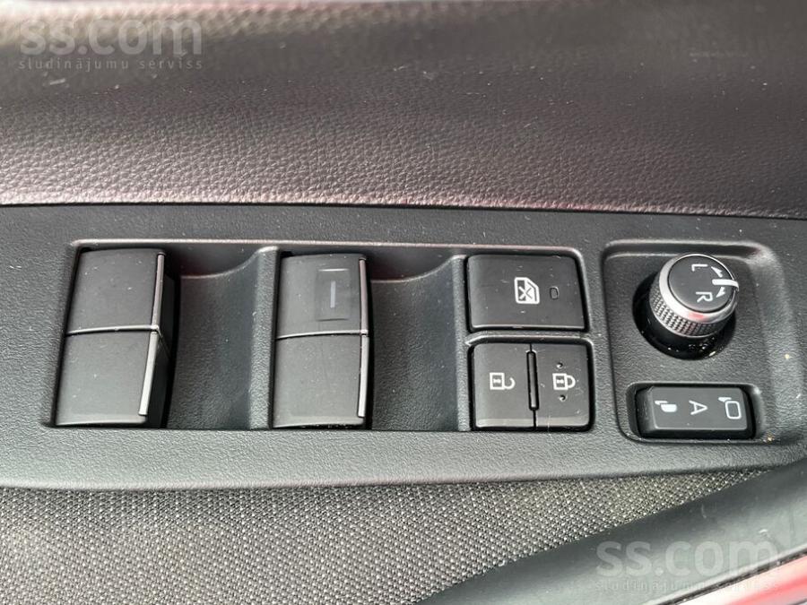 Pelēks Toyota Corolla 2025 Rīga, ar dzinēja tilpumu 1.80 L un nobraukumu 6 tūkst. km par 23990 €, foto 20 vietnē AUTOMOTO.COM.LV