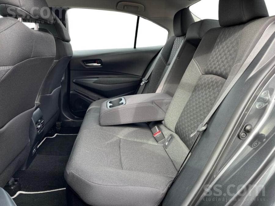 Pelēks Toyota Corolla 2025 Rīga, ar dzinēja tilpumu 1.80 L un nobraukumu 6 tūkst. km par 23990 €, foto 21 vietnē AUTOMOTO.COM.LV
