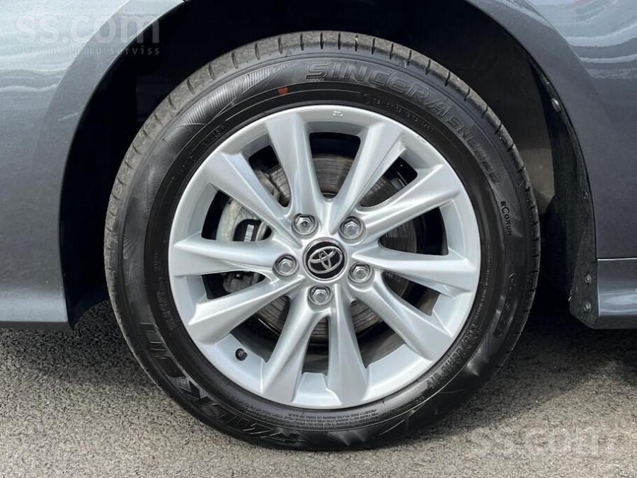 Pelēks Toyota Corolla 2025 Rīga, ar dzinēja tilpumu 1.80 L un nobraukumu 6 tūkst. km par 23990 €, foto 22 vietnē AUTOMOTO.COM.LV