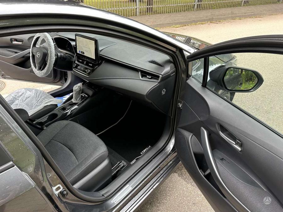 Серый Тойота Королла 2026 в Ионава, объемом двигателя 1.80 л и пробегом 0 тыс. км за 23350 €, фото 28 на AUTOMOTO.COM.LV