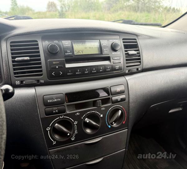 Grey Toyota Corolla 2003 in Tallinn, with an engine capacity of 1.60 L and mileage of 370 thousand km for 999 €, photo 7 on AUTOMOTO.COM.LV