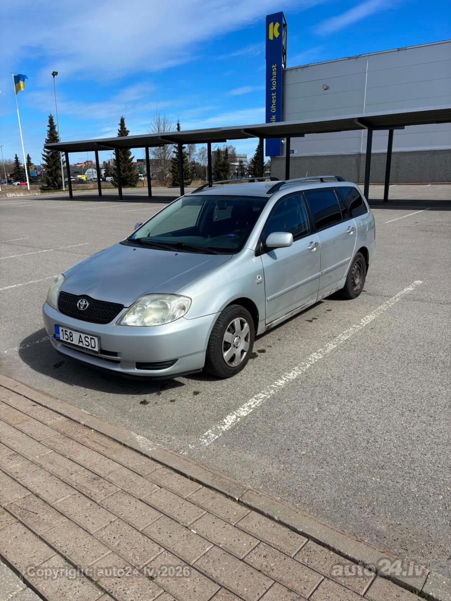 Pelēks Toyota Corolla 2003 Tallina, ar dzinēja tilpumu 1.40 L un nobraukumu 340 tūkst. km par 1000 €, foto 3 vietnē AUTOMOTO.COM.LV