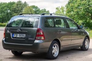 Pelēks Toyota Corolla 2003 Grobiņa, ar dzinēja tilpumu 1.60 L un nobraukumu 330 tūkst. km par 1500 €, foto 6 vietnē AUTOMOTO.COM.LV