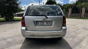 Pelēks Toyota Corolla 2003 Viļņa, ar dzinēja tilpumu 2.00 L un nobraukumu 311 tūkst. km par 1900 €, foto 7 vietnē AUTOMOTO.COM.LV