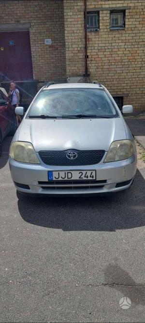 Grey Toyota Corolla 2003 in Vilnius, with an engine capacity of 1.60 L and mileage of 248 thousand km for 2200 €, photo 5 on AUTOMOTO.COM.LV