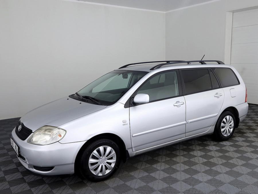 Pelēks Toyota Corolla 2003 Tallina, ar dzinēja tilpumu 1.40 L un nobraukumu 236 tūkst. km par 1199 €, foto 3 vietnē AUTOMOTO.COM.LV