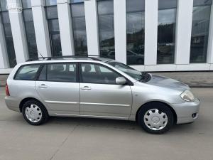 Grey Toyota Corolla 2004 in Vilnius, with an engine capacity of 1.60 L and mileage of 195 thousand km for 2950 €, photo 5 on AUTOMOTO.COM.LV