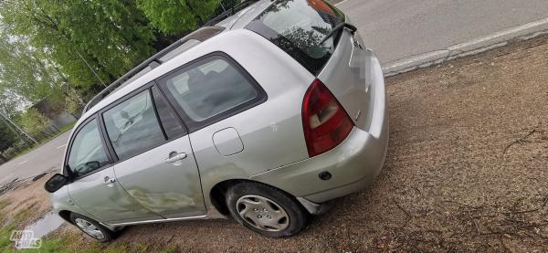 Grey Toyota Corolla 2004 in Kaunas, with an engine capacity of 1.40 L and mileage of 490 thousand km for 990 €, photo 6 on AUTOMOTO.COM.LV