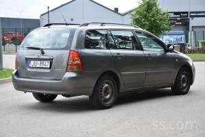Grey Toyota Corolla 2004 in Riga, with an engine capacity of 1.40 L and mileage of 405 thousand km for 600 €, photo 4 on AUTOMOTO.COM.LV