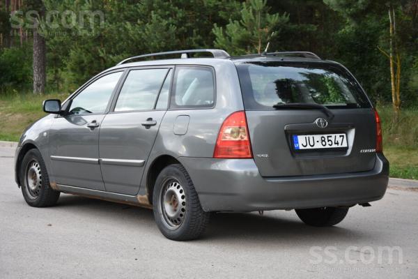 Grey Toyota Corolla 2004 in Riga, with an engine capacity of 1.40 L and mileage of 405 thousand km for 600 €, photo 5 on AUTOMOTO.COM.LV