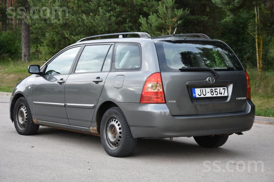 Grey Toyota Corolla 2004 in Riga, with an engine capacity of 1.40 L and mileage of 405 thousand km for 600 €, photo 6 on AUTOMOTO.COM.LV
