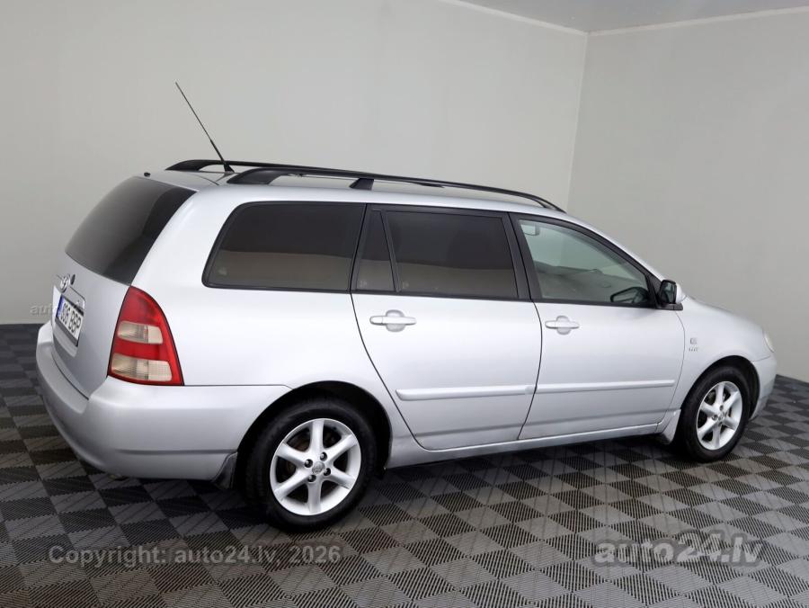 Серый Тойота Королла 2004 в Таллин, объемом двигателя 1.60 л и пробегом 344 тыс. км за 2199 €, фото 4 на AUTOMOTO.COM.LV