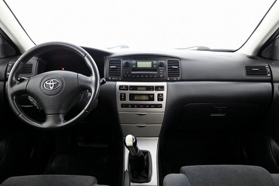 Pelēks Toyota Corolla 2004 Tallina, ar dzinēja tilpumu 1.60 L un nobraukumu 344 tūkst. km par 1996 €, foto 15 vietnē AUTOMOTO.COM.LV