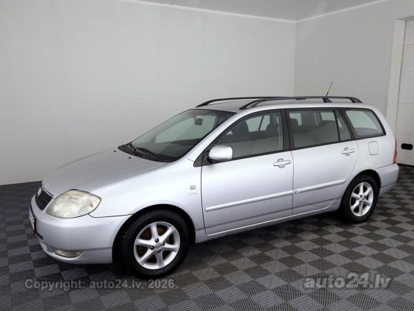 Grey Toyota Corolla 2004 in Tallinn, with an engine capacity of 2.00 L and mileage of 354 thousand km for 799 €, photo 3 on AUTOMOTO.COM.LV