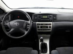 Pelēks Toyota Corolla 2004 Tallina, ar dzinēja tilpumu 2.00 L un nobraukumu 354 tūkst. km par 799 €, foto 6 vietnē AUTOMOTO.COM.LV