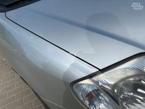 Grey Toyota Corolla 2005 in Vilnius, with an engine capacity of 1.40 L and mileage of 215 thousand km for 1499 €, photo 7 on AUTOMOTO.COM.LV