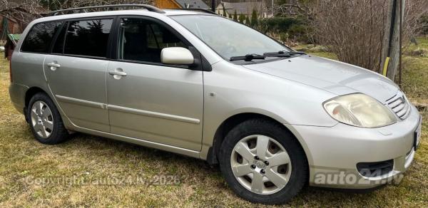 Pelēks Toyota Corolla 2006 Tallina, ar dzinēja tilpumu 1.40 L un nobraukumu 211 tūkst. km par 2300 €, foto 2 vietnē AUTOMOTO.COM.LV